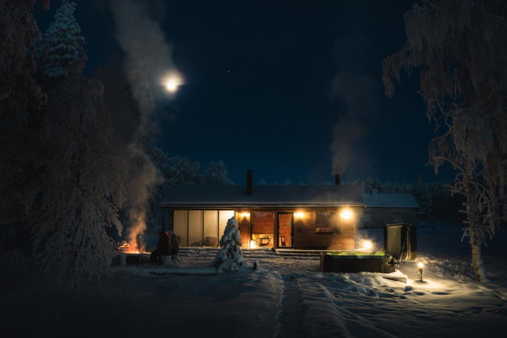 Arctic Circle Holiday Homes, Lakeside Holiday Home - Lapland