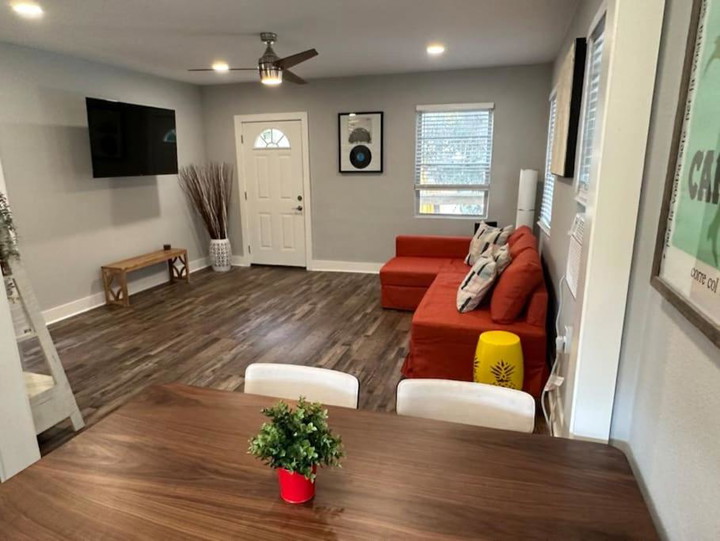 Elegant 1 Bdr Montrose-bologna@the Italian Plaza - Houston, TX