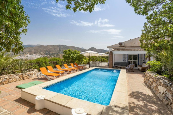 Casa Rural Liviana, Piscina Barbacoa Y Preciosas Vistas Málaga By Andaraholidays - Andalusia