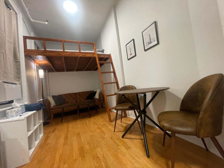 Renovated Studio In Union Square - New York City