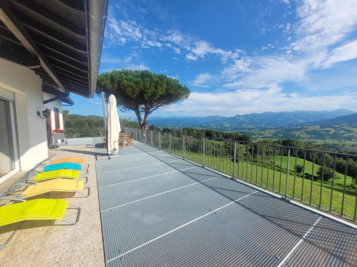 Maison Au Pays Basque, Calme Avec Vue Imprenable Sur Montagnes - Saint-Jean-Pied-de-Port