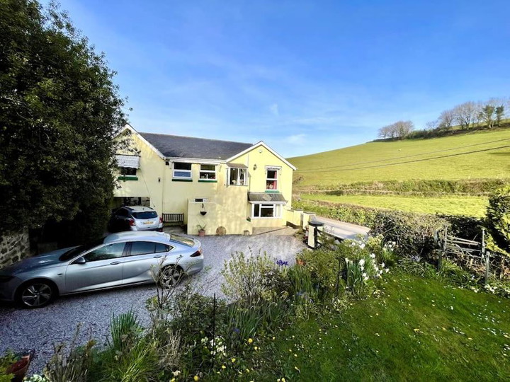 Charming Countryside Cottage Ground Floor Apartment In Combeinteignhead Devon - Newton Abbot