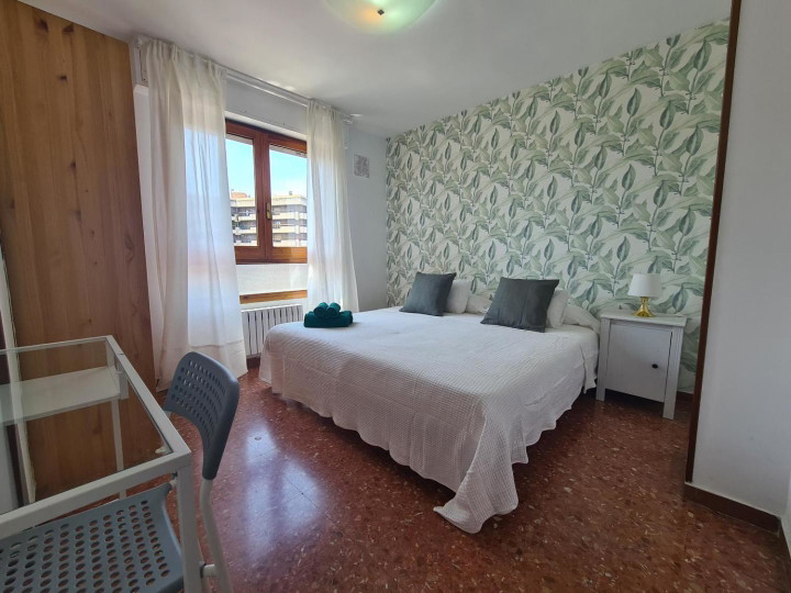 Dos Torres Tauriel - Espacioso Apartamento Con Impresionantes Vistas Y Garaje Privado - Zaragoza