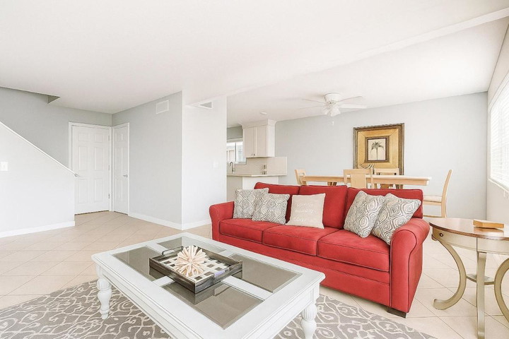 Beachside Bliss - Neptune Nook Unit 1 - Neptune Beach, FL
