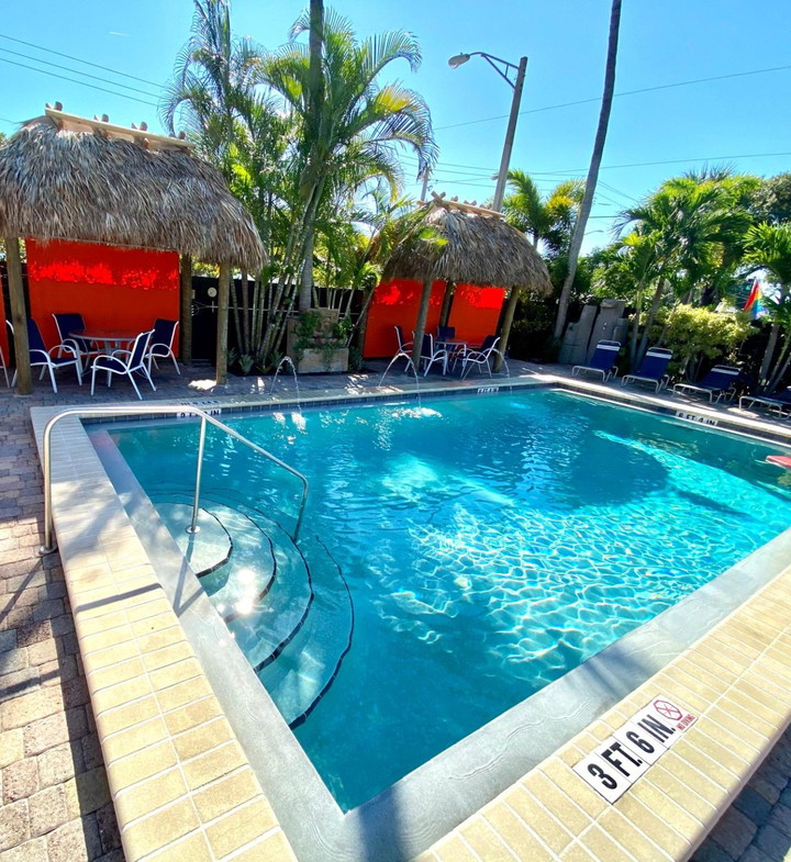 The Cabanas Guesthouse & Spa - Gay Resort Catering To Gay Men - Fort Lauderdale