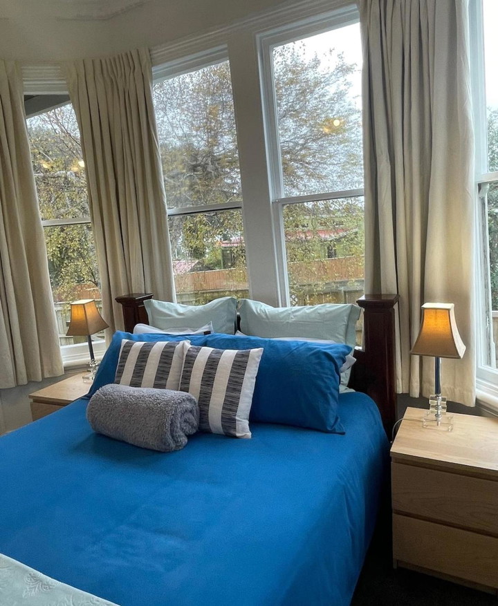 Comfy Hideaway With Queen Bed And A Trundler - Dunedin