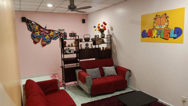Garfield Homestay - Batu Pahat