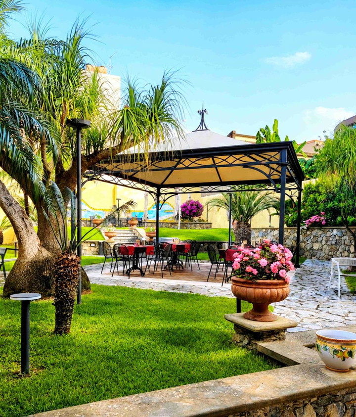 Hotel Garibaldi - Barcellona Pozzo di Gotto