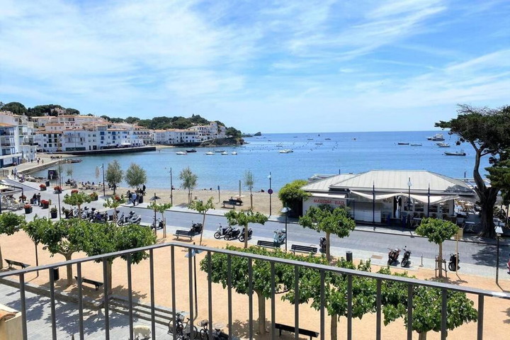 Passeig Ii - Apartment In Cadaqués Center With Sea Views - Cadaqués