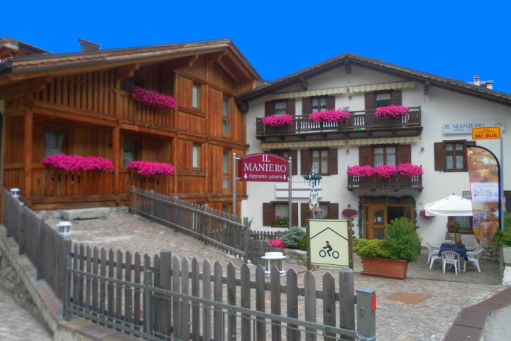 Hotel Il Maniero - Peio