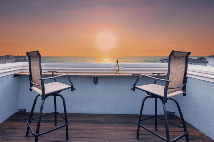 Steps To Beach And Amazing Ocean Views - Miramar Home - Half Moon Bay, CA