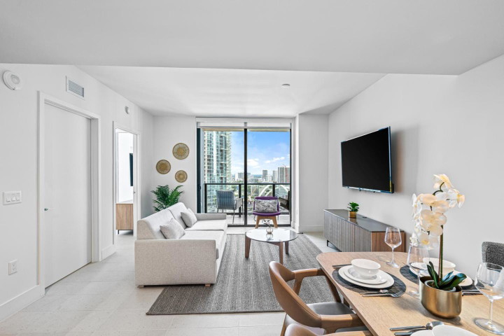 New Luxury 26th Floor Apartment In The Heart Of Miami - South Beach, FL