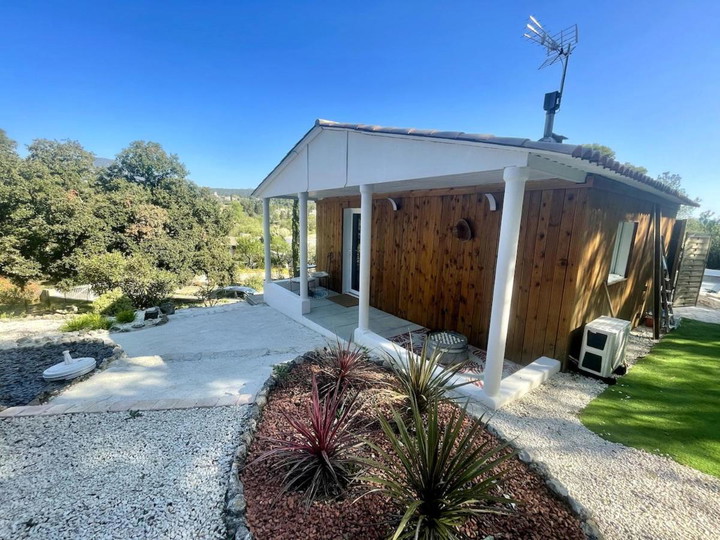 Chalet With A View Of Pic Saint Loup, Large Garden - Hérault