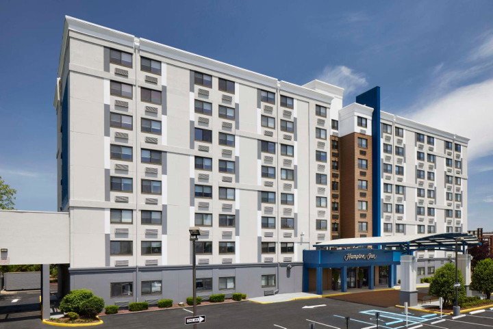 Hampton Inn Newark Airport - Elizabeth, NJ
