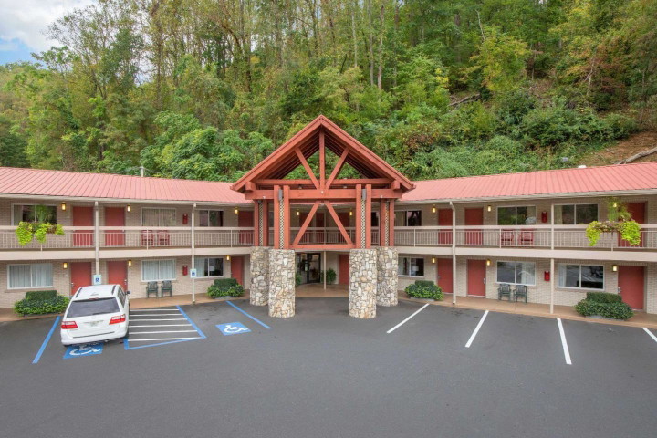 Econo Lodge Cherokee Near Island Park - Cherokee, NC