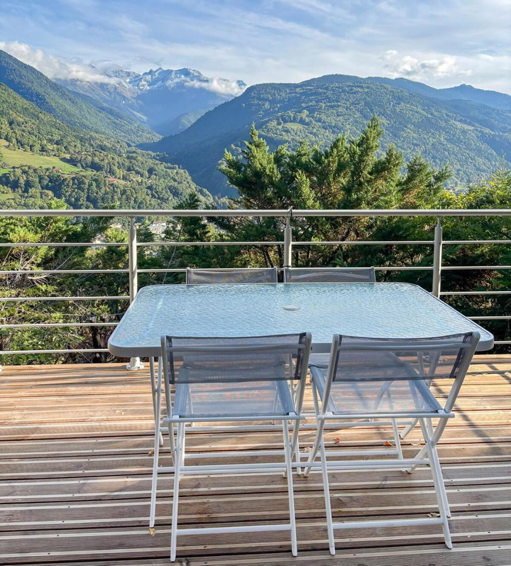 Chalet Cocoon En Lisière De Forêt, Avec Grande Terrasse, Et Vue 'Waouh' - Allevard