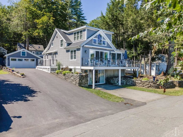 Beautiful Home 30 Feet From The Sand At Spofford Lake! - Keene, NH