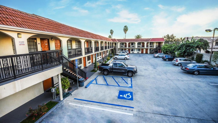 Chariot Inn Glendale - Pasadena - Los Angeles