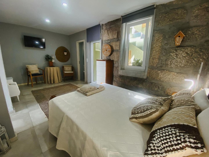 En-suite Bedroom And Garage In Porto City Centre -