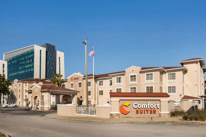 Comfort Suites Downtown - Apopka, FL