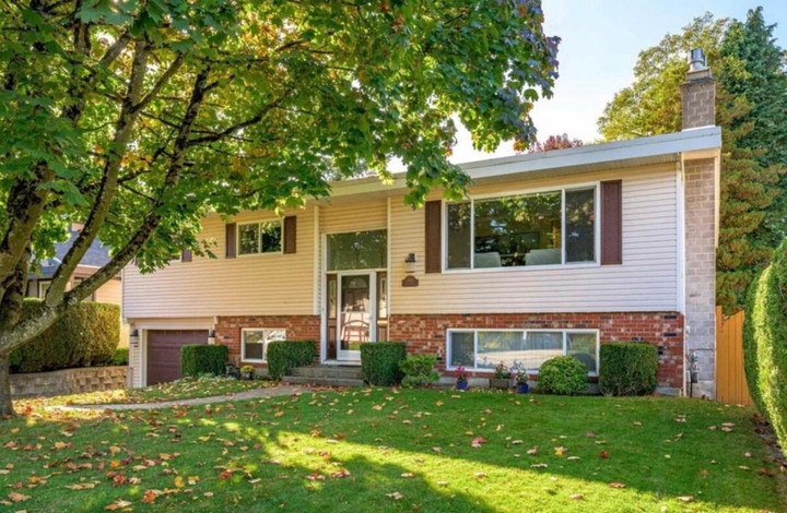 Spacious North Delta Home With Private Backyard - 新西敏
