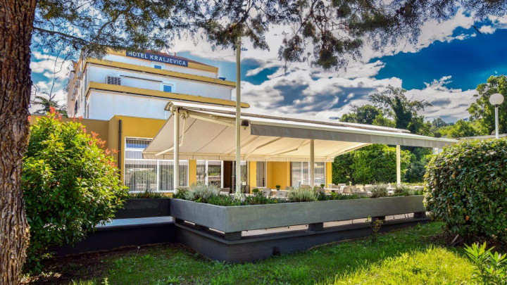 Hotel Kraljevica - Kroatien