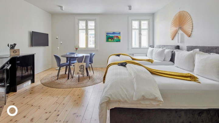 Thingholt Hotel Apartments From Center Hotels - Islande