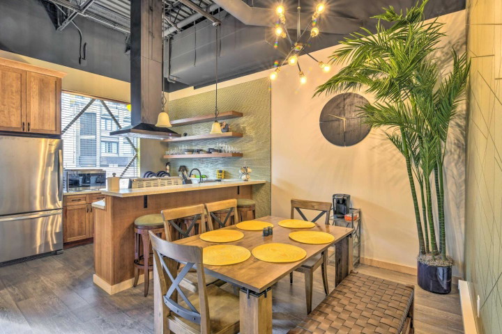 Modern Downtown Apt - Walk To Parks + Cafes! - Anchorage, AK