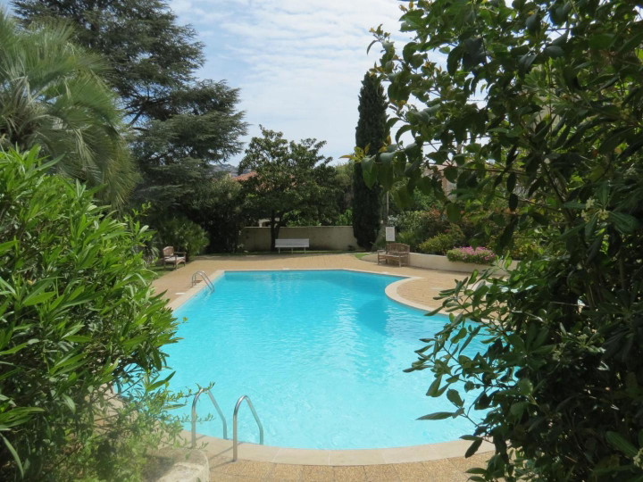 2 Pièces Climatisé Avec Garage à Sainte-maxime - Sainte-Maxime