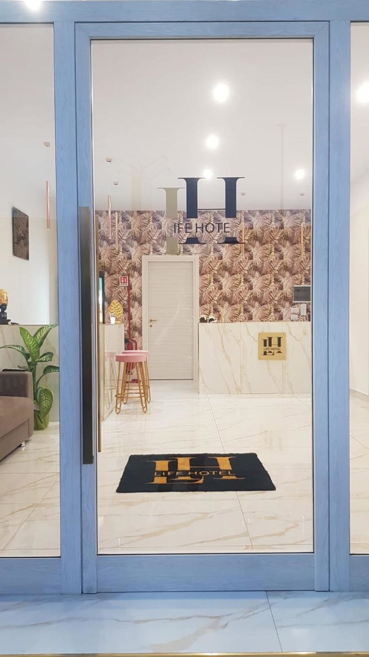 Life Hotel - Portici