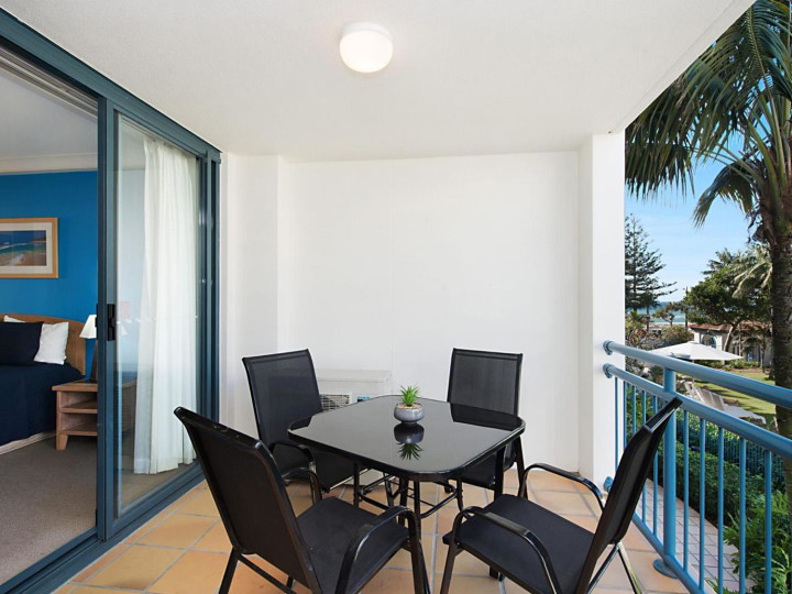 Calypso Plaza Resort Unit 215 - Coolangatta