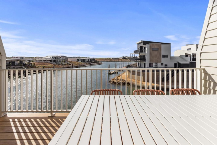 Coastal Escape - On The Canal - Exmouth