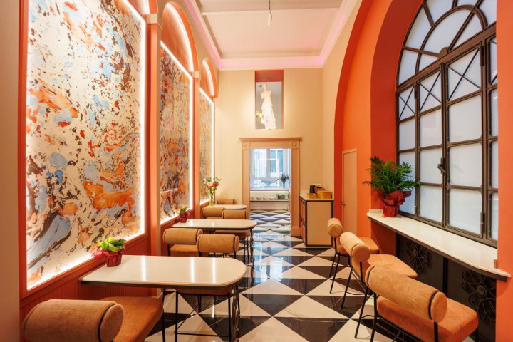 The Other Duomo House By House In Naples - Naples