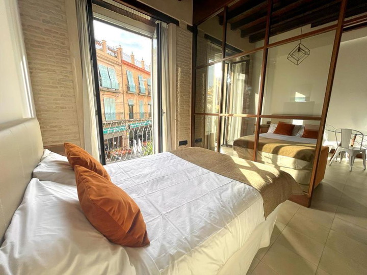 Eva Recommends Triana - 