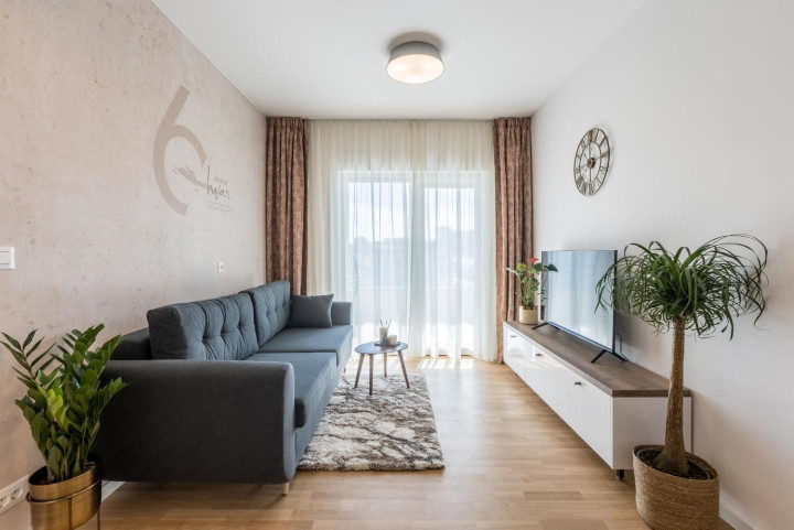 6 Islands - Holiday & Business Apartments - Free Garage Parking - Split