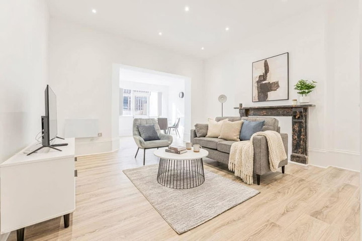 Spacious 1 Bed Apartment In Cheltenham W Terrace - Cheltenham