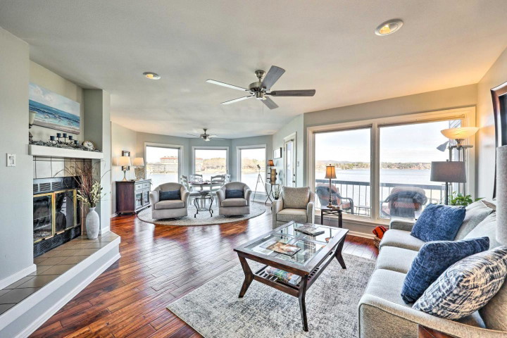 Waterfront Hot Springs Condo: Pool, Hot Tub Access - Hot Springs, AR
