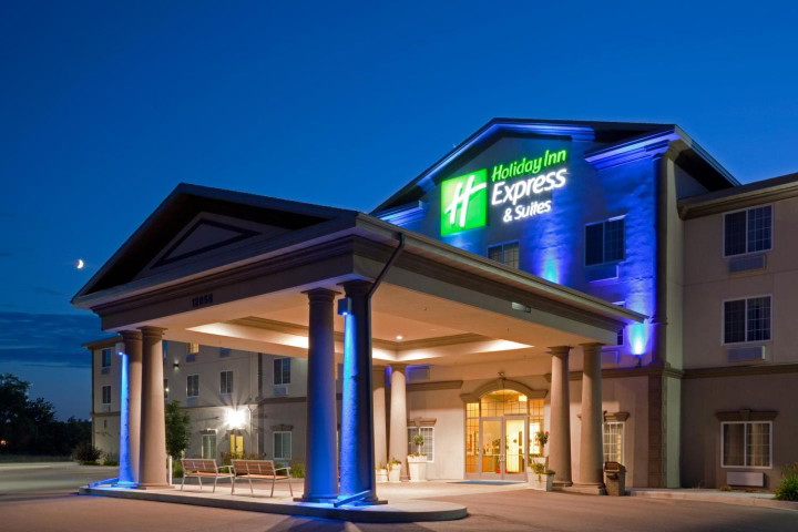Holiday Inn Express Hotel & Suites Eau Claire North By Ihg - Chippewa Falls, WI