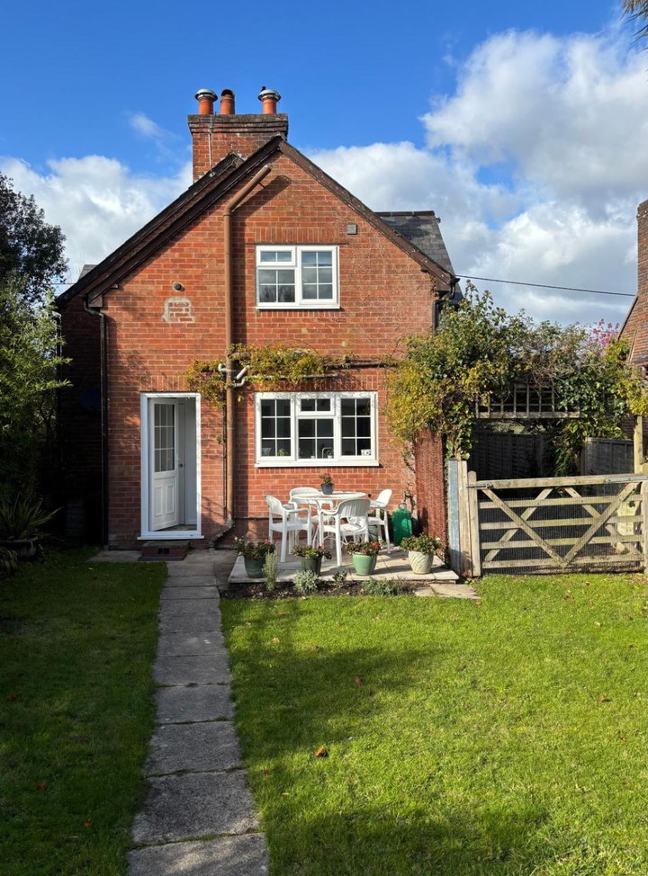 Delightful 3-bedroom Cottage, Brockenhurst - Brockenhurst