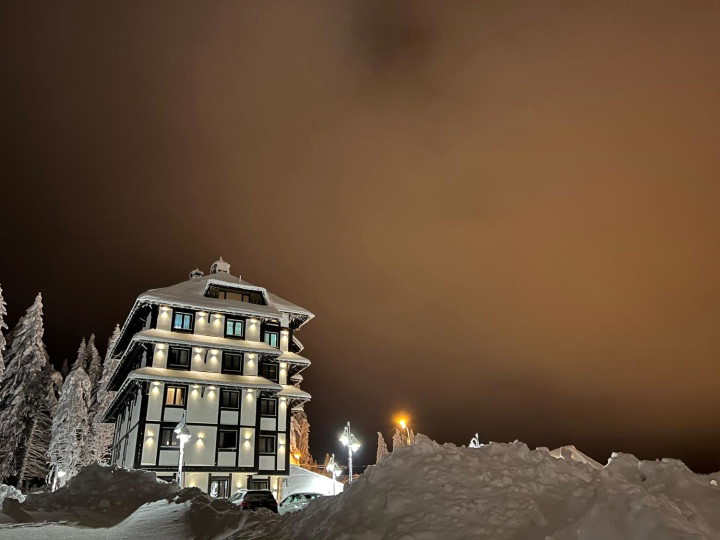 Vila Jezero - Kopaonik