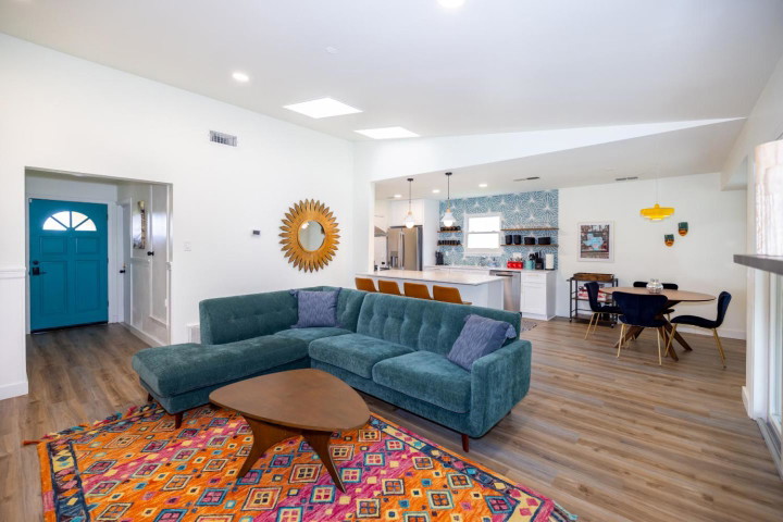 Luxury 4br Oasis With Pool, Hot Tub & Game Room! - Austin, TX