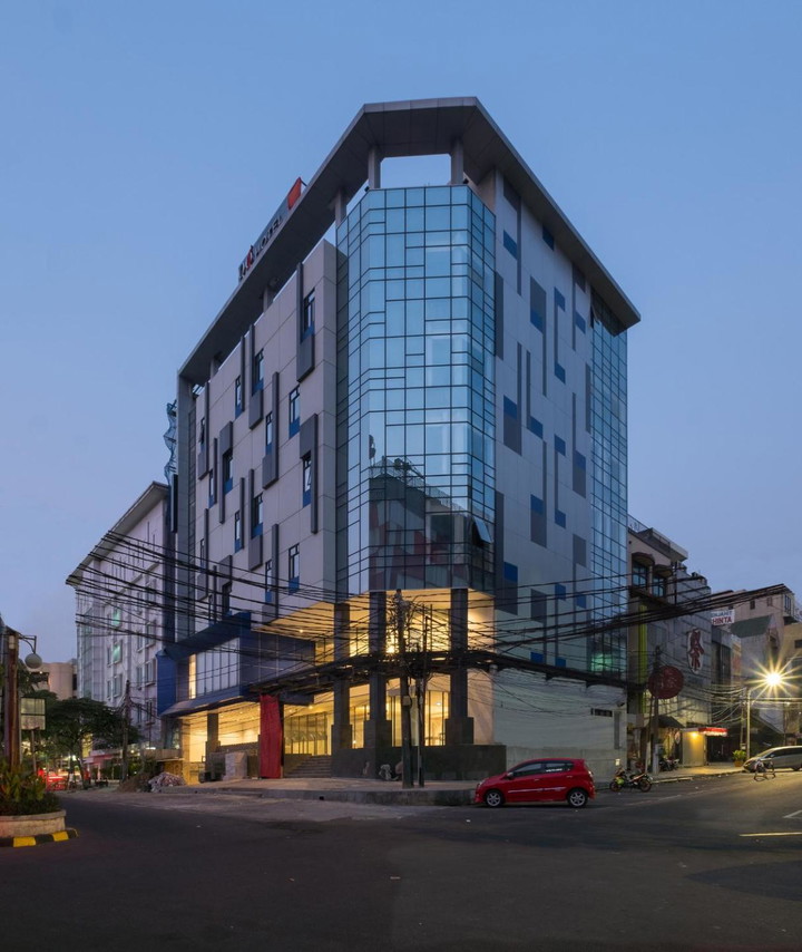 Hotel 88 Blok M Jakarta By Wh - Jakarta