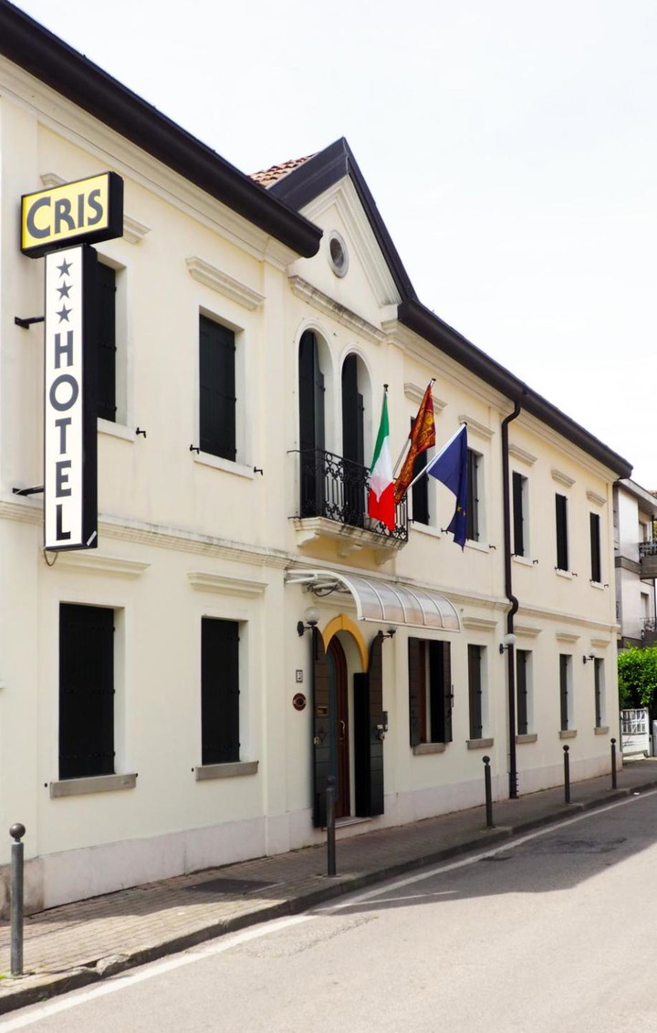 Hotel Cris - Mira