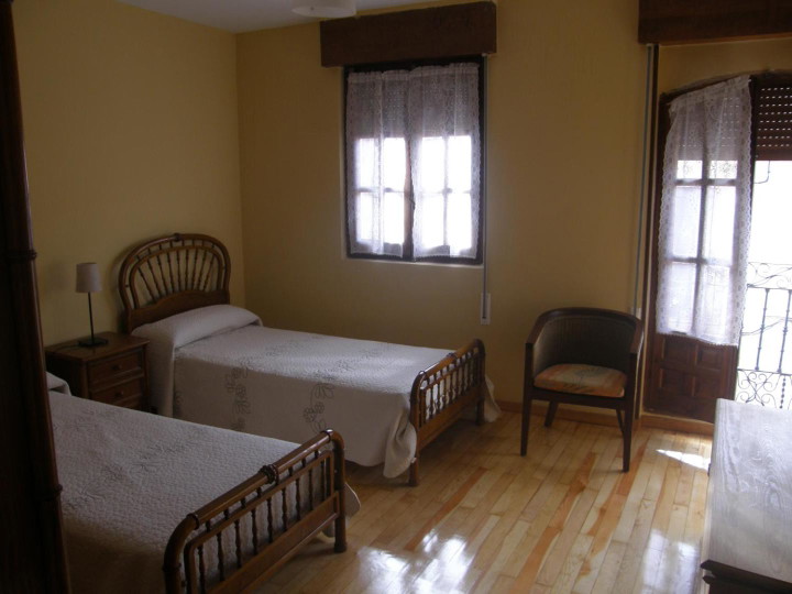 Warm House In Baños De Valdearados, Farm Close To Town - Aranda de Duero
