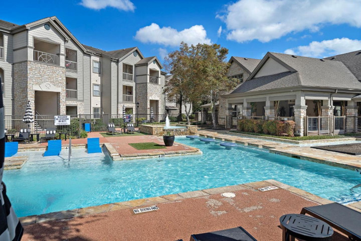 Peaceful Apartment - Stafford, TX