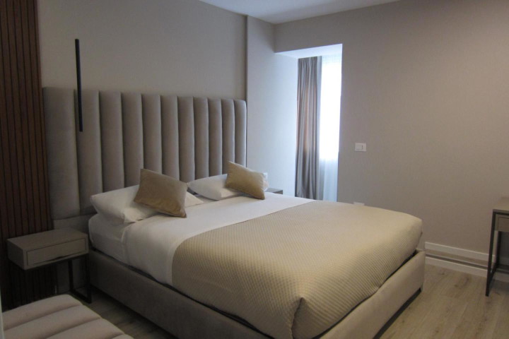 Freddy's Hotel - Tirana