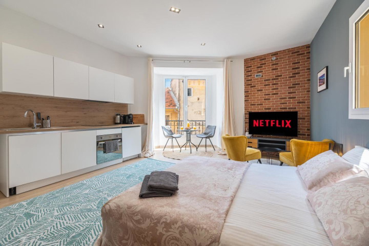 Spacieux Studio Haut Plafond Proche Monaco - Monte Carlo