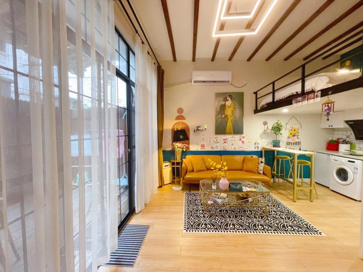 Shanghai Hills & Zinn City Bnb Near Line13 Mid Huaihai Rd & Changle Rd - Shanghai