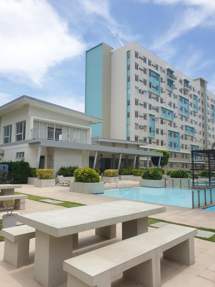 Cz Cozy Studio Unit With Hi-speed Wifi Netflix - Cebu