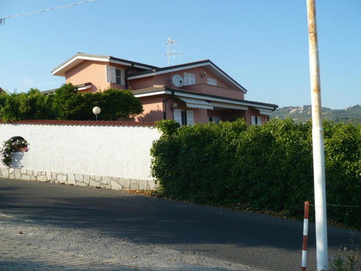 Azienda Agrituristica Villa Arianna - San Lorenzo al Mare